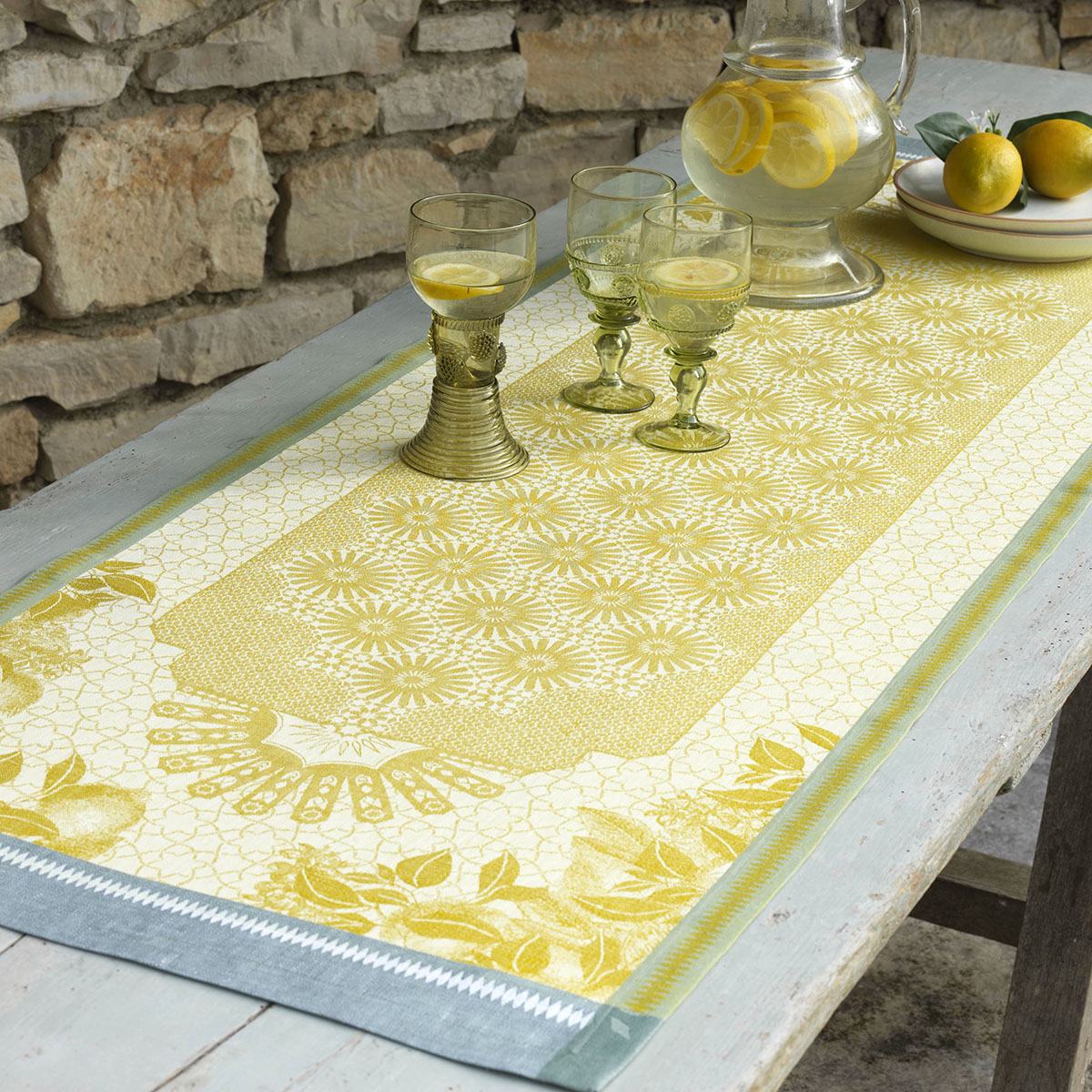 Chemins de Table Tissu Lin, Coton Enduit - Made in France | Le Jacquard ...